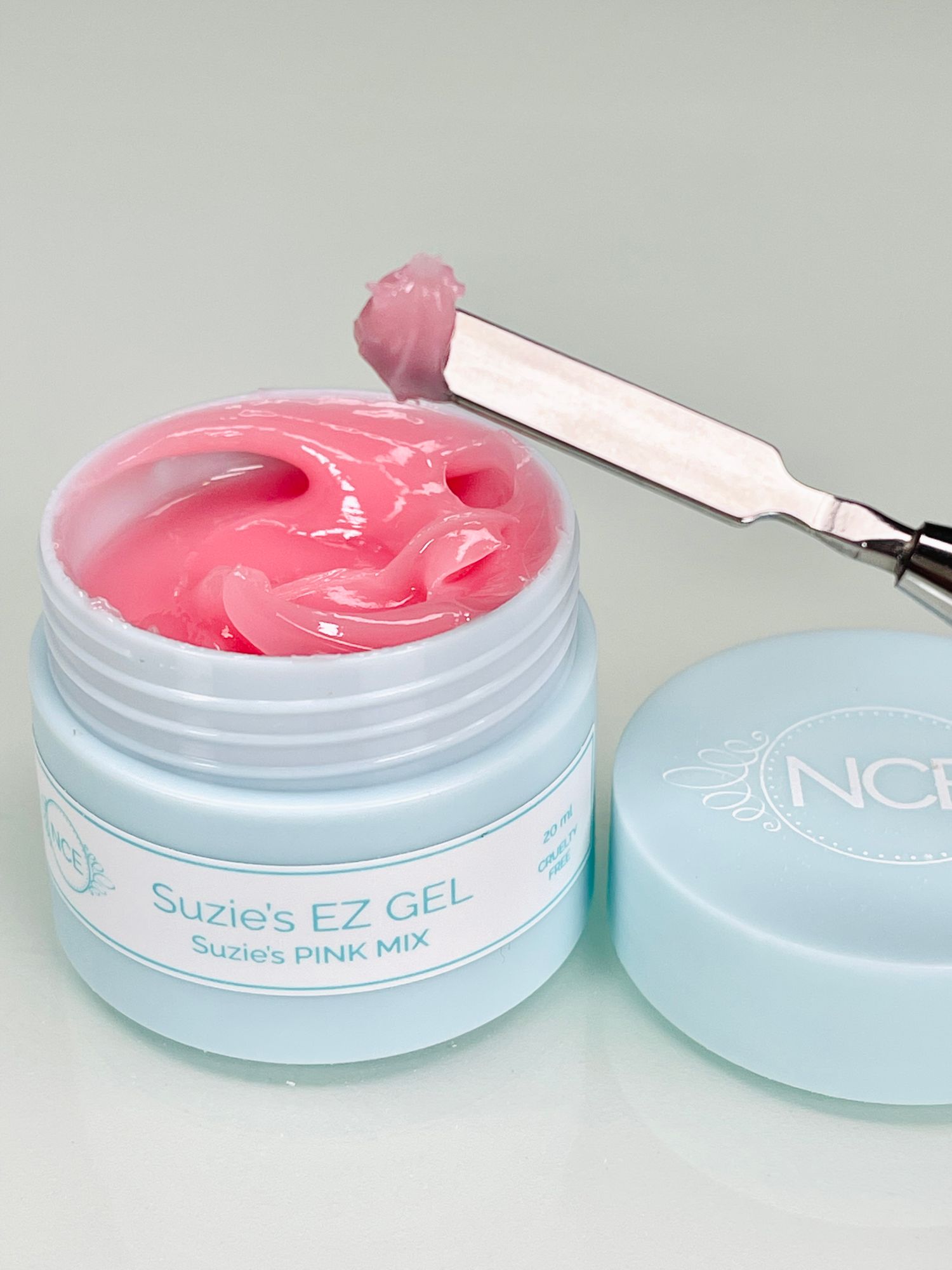 EZ Gel Kit (HEMA/Cruelty Free Gel) – Suzie's Nail Career Education Inc